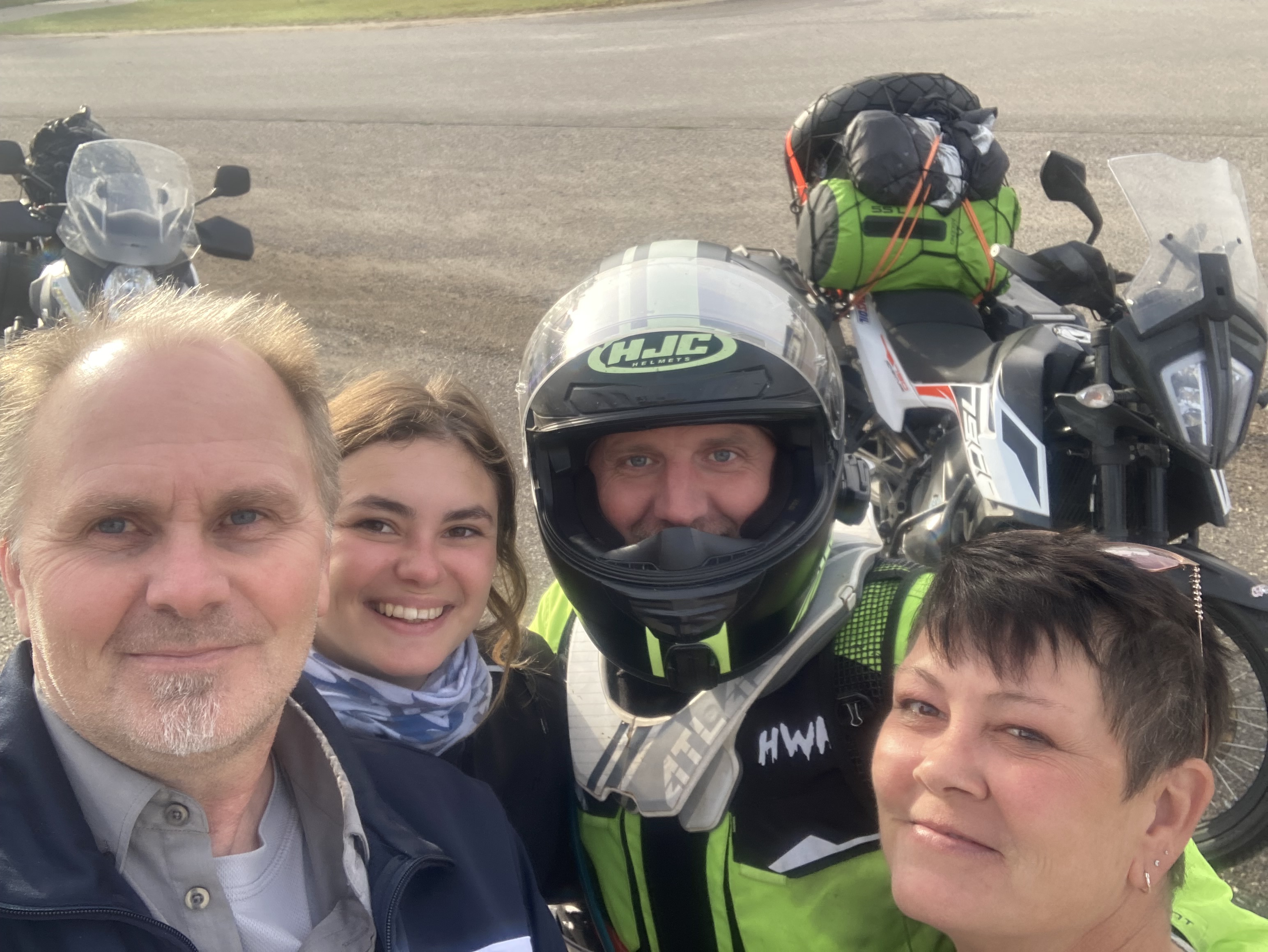 Des voyages à moto uniquement, pour Jodi et Jorg – Julia on a bike